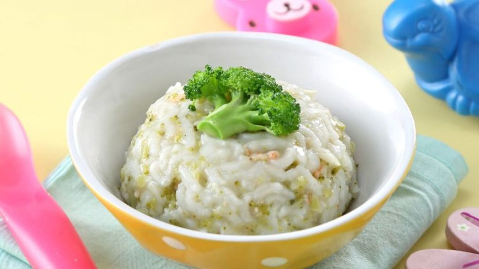 Resep MPASI Nasi Tim Ayam Wortel Brokoli- Tanya Ners